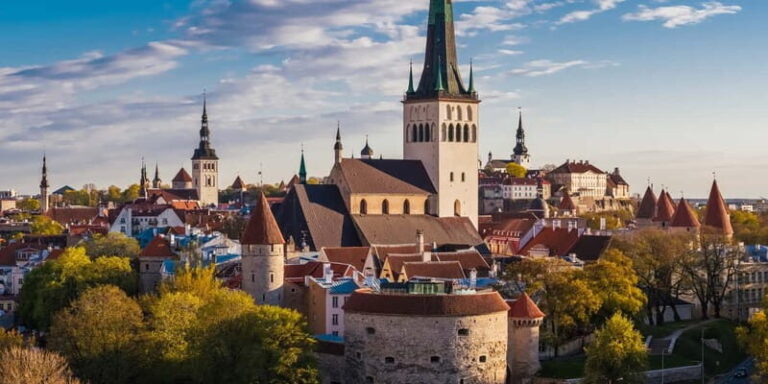 Tallinn: Private City Highlights Walking Tour - What’s Included & Not Included