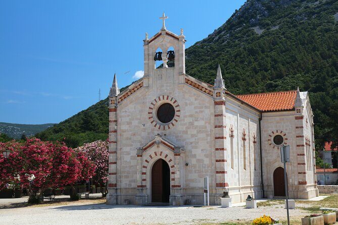 Transfer Dubrovnik to Split with Sightseeing in Ston Town