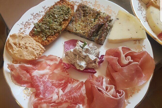 Truffle Hunting with Food tasting
