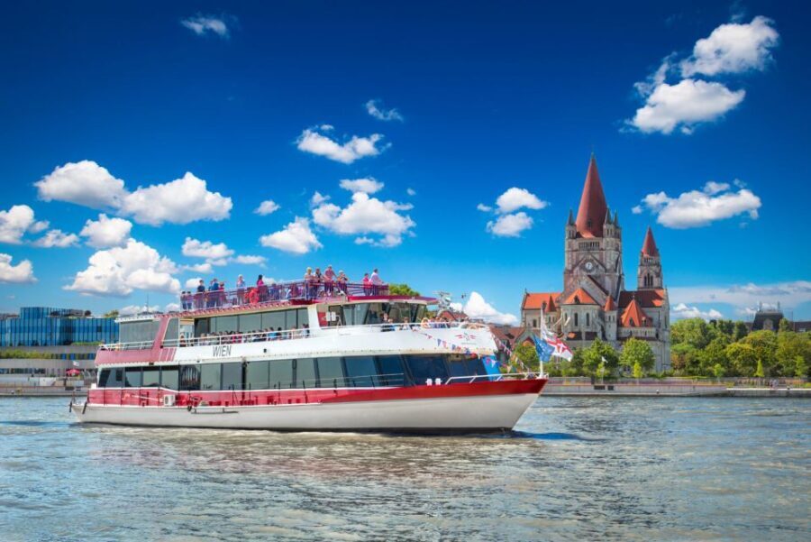 Vienna: 3.5-Hour Grand Danube River Cruise