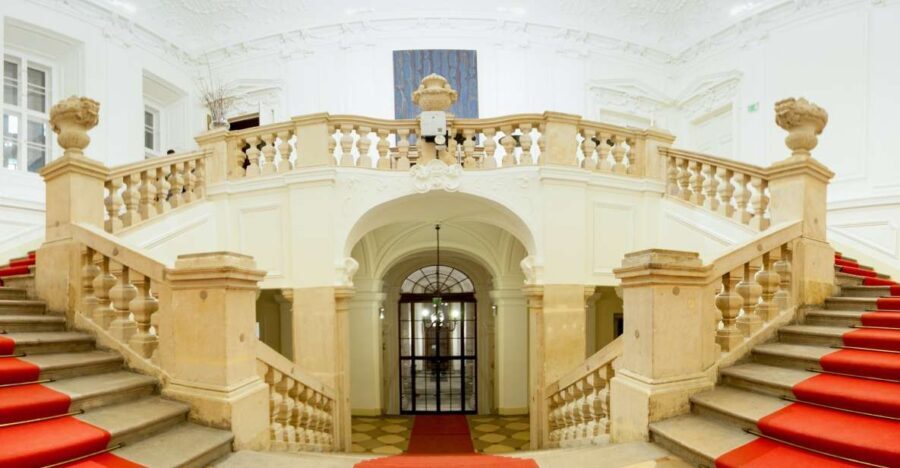 Vienna: Baroque Orchestra Concert and Dinner