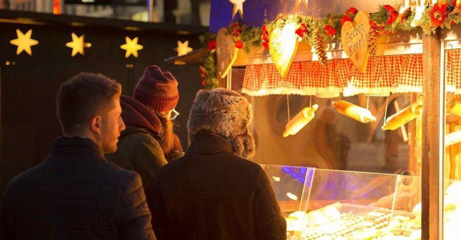 Vienna: Christmas Markets Tour