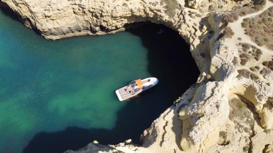 Vilamoura: Private Hire 3 hours to Benagil Cave