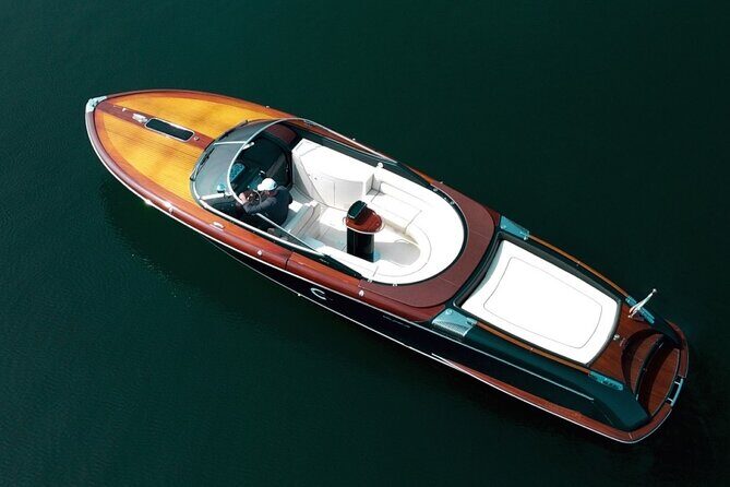 VIP Private Luxury Boat Tour - Riva Aquariva Yacht Venice