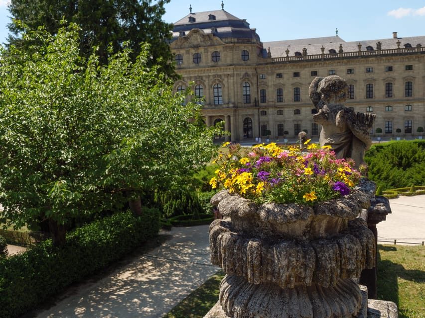 Würzburg: Express Walk with a Local