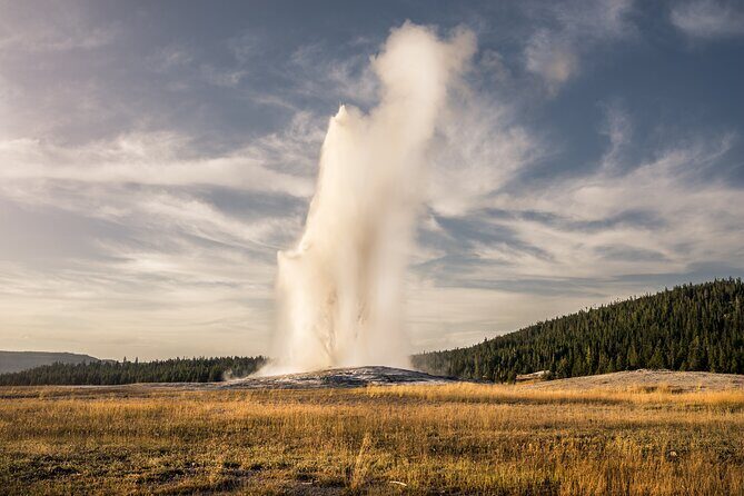 Yellowstone & Grand Teton National Parks: Small Group 3-Day Tour - Day 3: From Yellowstone to the Tetons & Jackson Hole