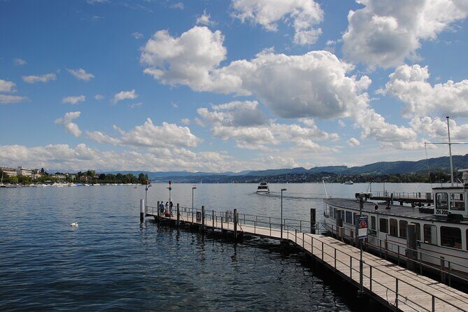 Zurich 360 City Walk Tour Including Hidden Spots