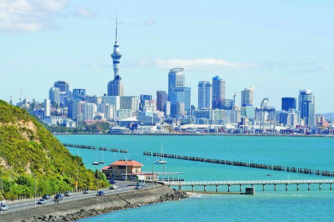 2 Night Auckland - Arrival Option with Hobbiton and Waitomo Caves - What Does the Cost Cover — and What Not?