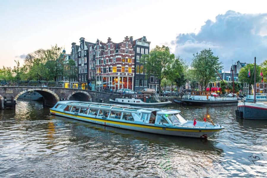 Amsterdam: Beer & Dutch Snacks Canal Cruise - Who Will Love This Tour?