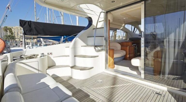 Barcelona: Private Motor Yacht Charter with drinks & food - What Past Travelers Say