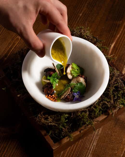 Berlin: New Year's Eve Vegan Michelin Dinner at Bonvivant