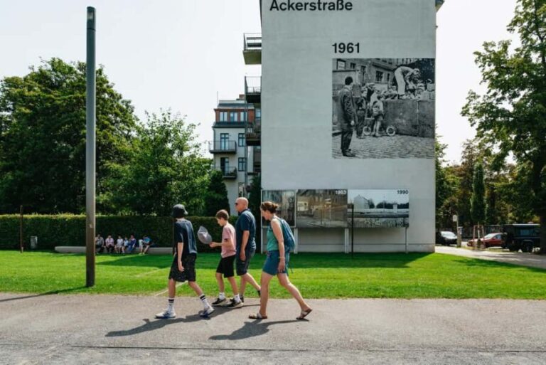 Berlin: Wall Tour  Fates, Love Stories, and Heroes - What You’ll Experience on the Tour