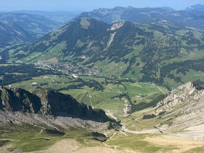 Brienz: Summit the Brienzer Rothorn with a Swiss Triathlete