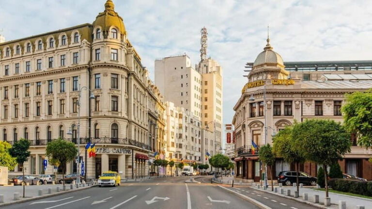 Bucharest: Private Panoramic Sightseeing Tour by Car - The Itinerary Breakdown: What You’ll See and Why It Matters