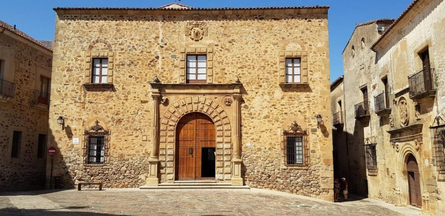Cáceres - Private Historic Walking Tour