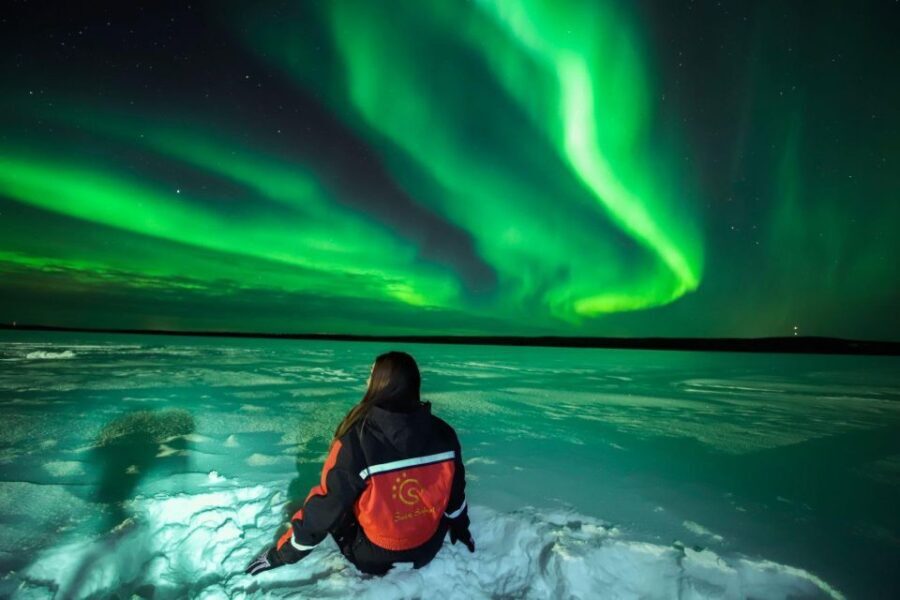 Chasing Aurora with Photographer - Small Group