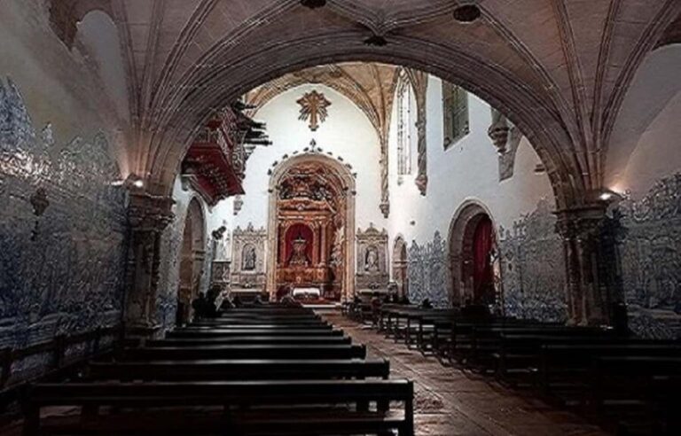 Coimbra: guided tour with a cinematic perspective - What’s Included & What to Keep in Mind
