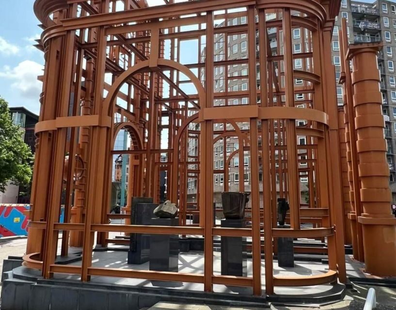 Delft & Rotterdam: Private Tour with Cube House and Transfer