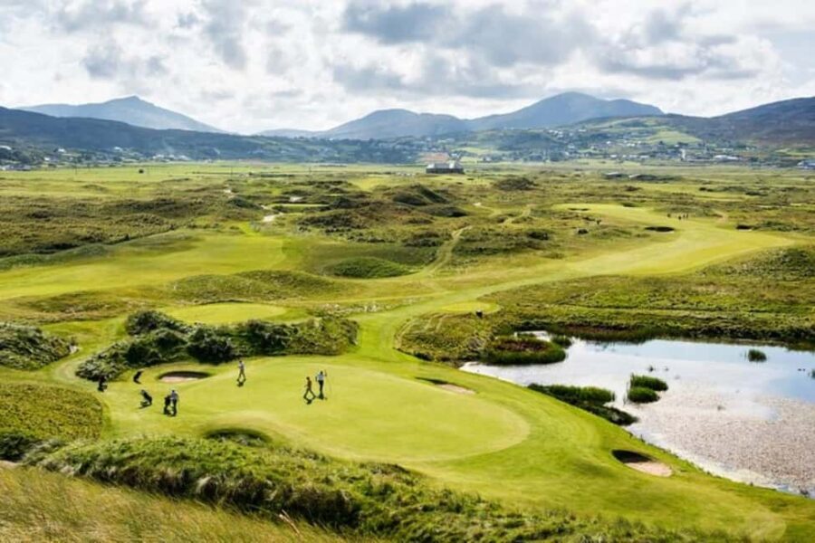 Derry & Donegal: Private Day Tour with Driver Guide
