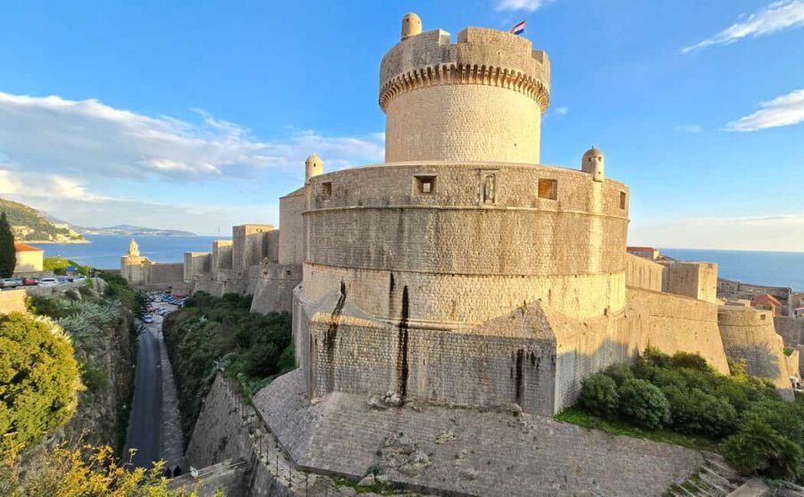 Dubrovnik Scenic Tour & Lunch/Dinner at Country Estate