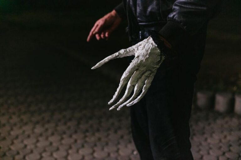 Franfurt Horror Tour: Terror of the White Spider - What to Expect on the Tour