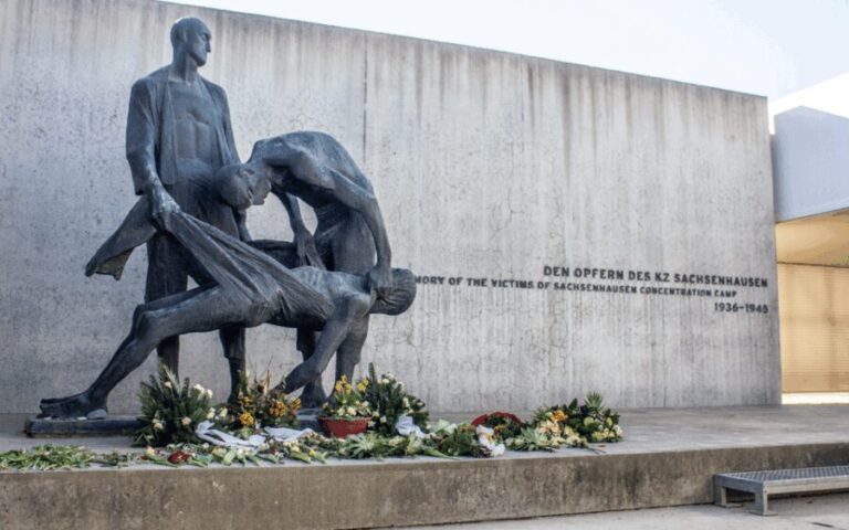 From Berlin: Sachsenhausen Concentration Camp Museum Tour - The Value of the Guided Tour