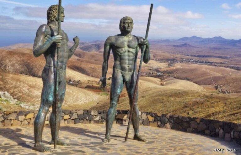 Fuerteventura: Whole Island Sightseeing Hotspot Day Tour - Marveling at Beaches and Natural Wonders