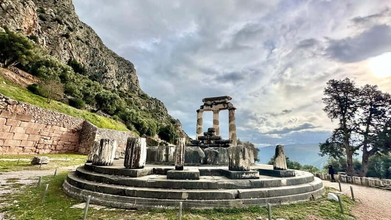 Full Day Private Tour Delphi Navel Of Earth Hosios Loukas