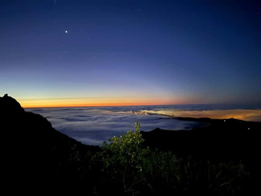 Funchal: Guided Sunrise Walk & Stairway to Heaven