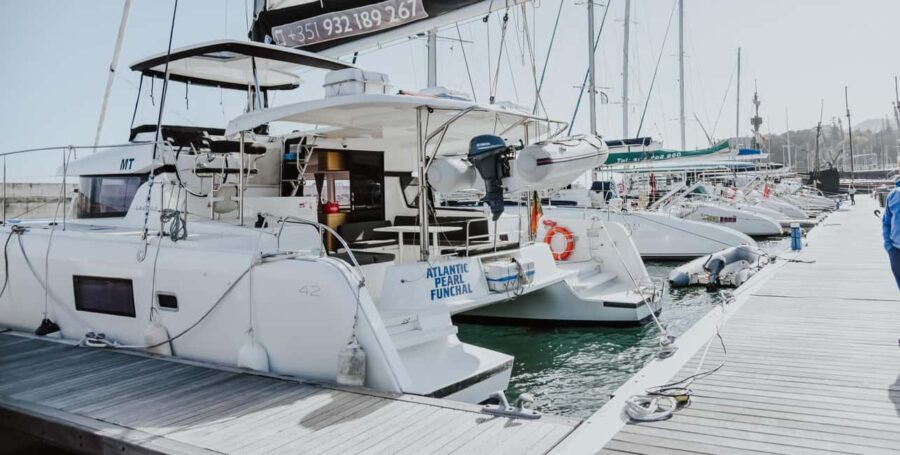 Funchal: New Year's Eve - Luxury Catamaran with food & drink
