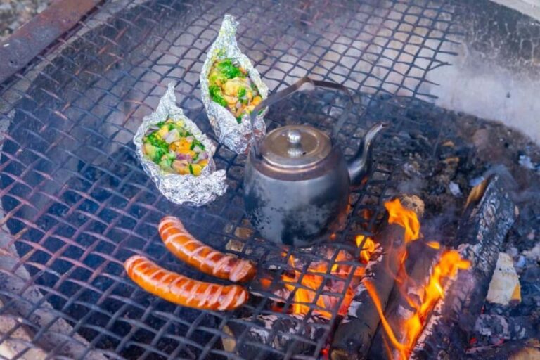 Jyväskylä: Cottage Day with Locals and Sauna & Campfire Food - Practical Details and What to Expect