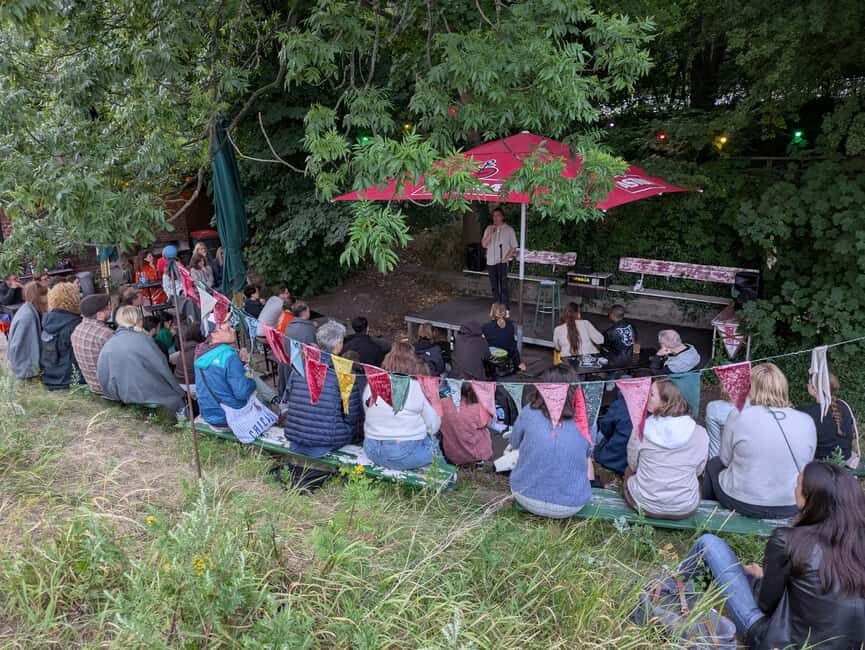 Katta Stand-up Comedy Show Altona & Eimsbüttel - A Closer Look at the Experience