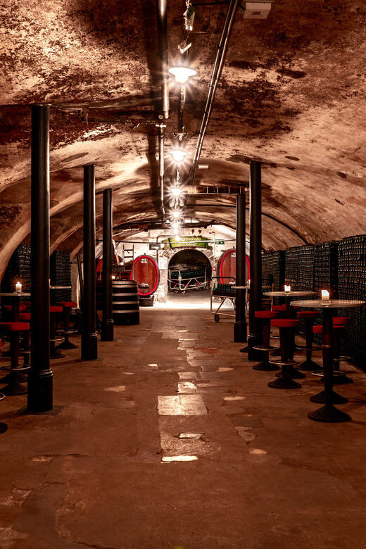 Koblenz: Wein-& Sektgeschichte(n) incl. Wein/Sekt Verkostung - The Sparkling Wine Museum & Cellar Experience
