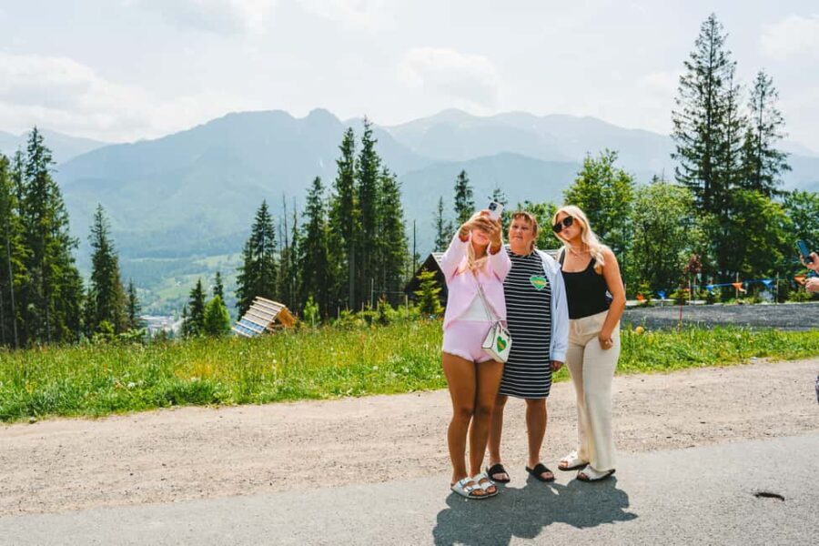 Krakow: Zakopane Tour with Hot Springs, Cable Car & Tasting