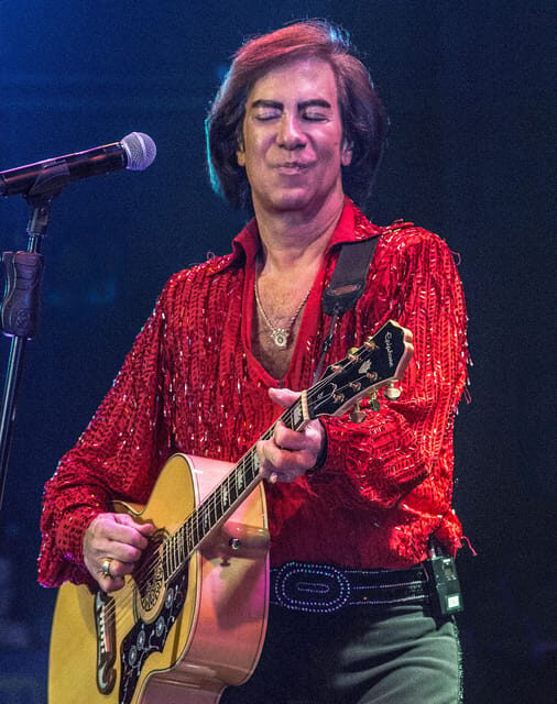 Las Vegas: King of Diamonds - The Neil Diamond Tribute Show - Practical Details & What to Expect