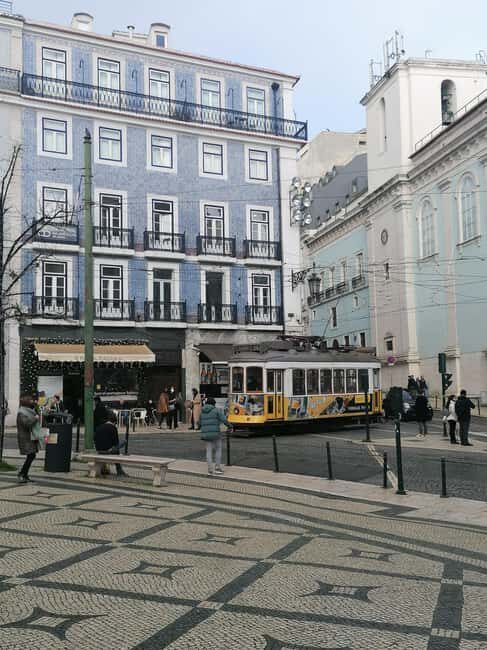 Lisbon: Enjoy 2 days on a private tour of Lisbon and Sintra