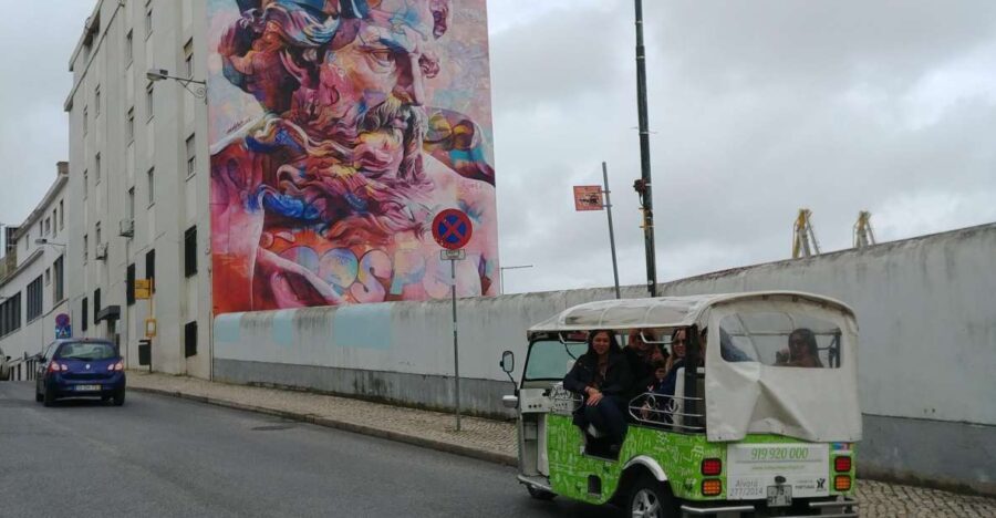 Lisbon Street Art by Tuk Tuk : Graffiti & Murals Discovery - Pricing and Value