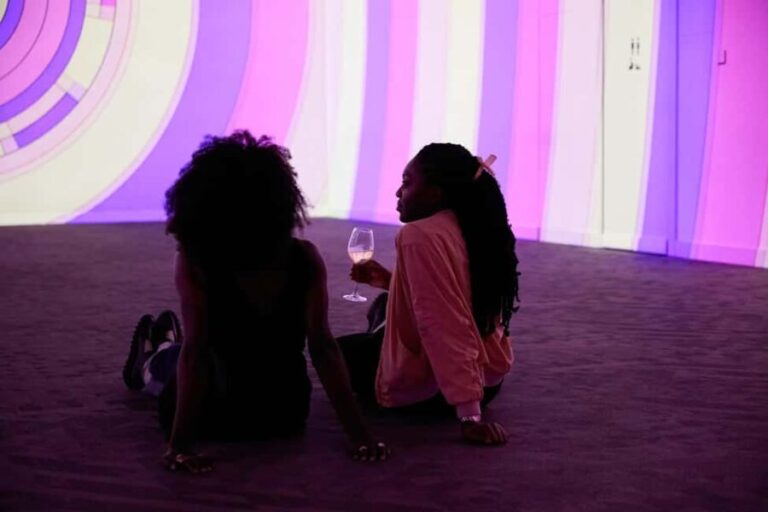 London: FRAMELESS Lates Immersive Art Experience - The Art Experience and Galleries
