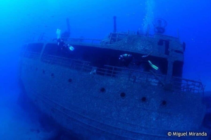 Madeira: 4-hour Scuba Dive from Porto Santo Island