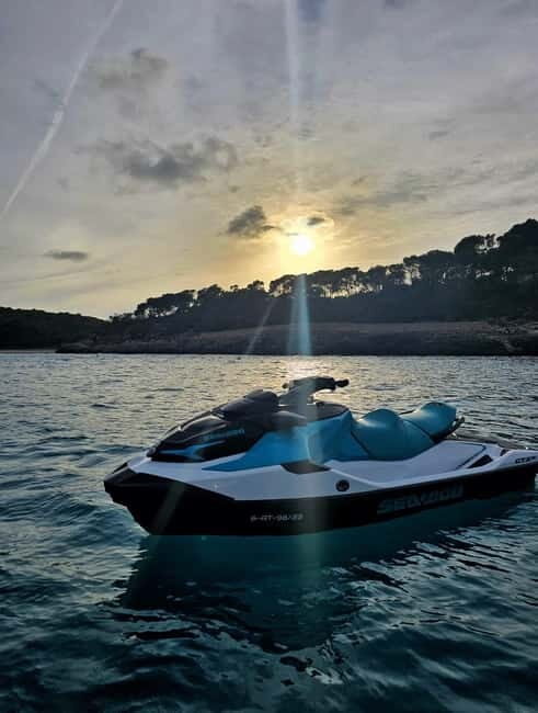 MALLORCA: JET SKI TO CALA MONDRAGÓ, CALA D'OR - Practical Details & Tips