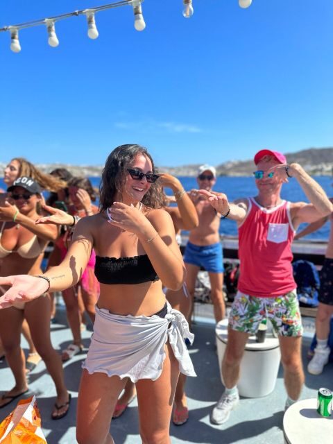 Mykonos: Rhenia & Delos Boat Tour, Swim Stop, Lunch & Drinks