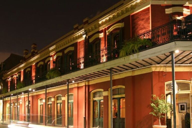 New Orleans: Five-in-One City Walking Tour - What Reviewers Say