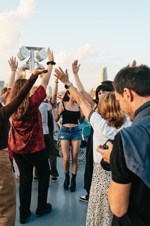NYC: 4th of July Fireworks Party Cruise with Buffet & Drinks - The Experience in Detail