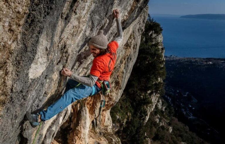 Omi: Free Climbing gear, Daily Rental - Who Will Love This Tour?