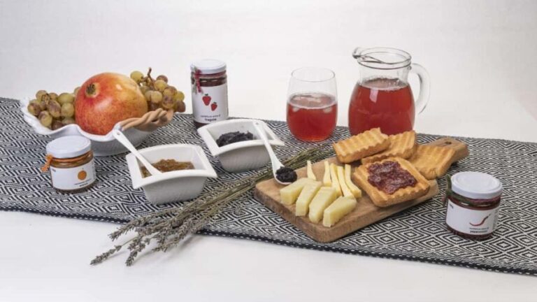 Ozieri: jam tasting in Tula - What the Tour Entails — From Herbs to Jams