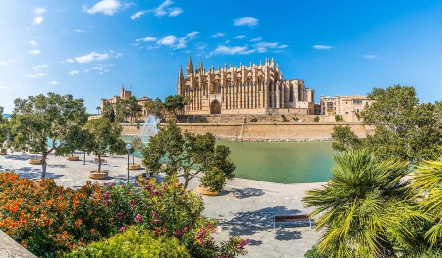 Palma de Mallorca: Small-Group Walking Tour