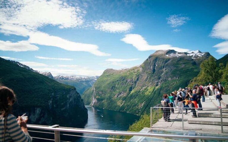 Panorama Bus Tours Geiranger 1,5/ 2hr - The Authenticity and Practicalities