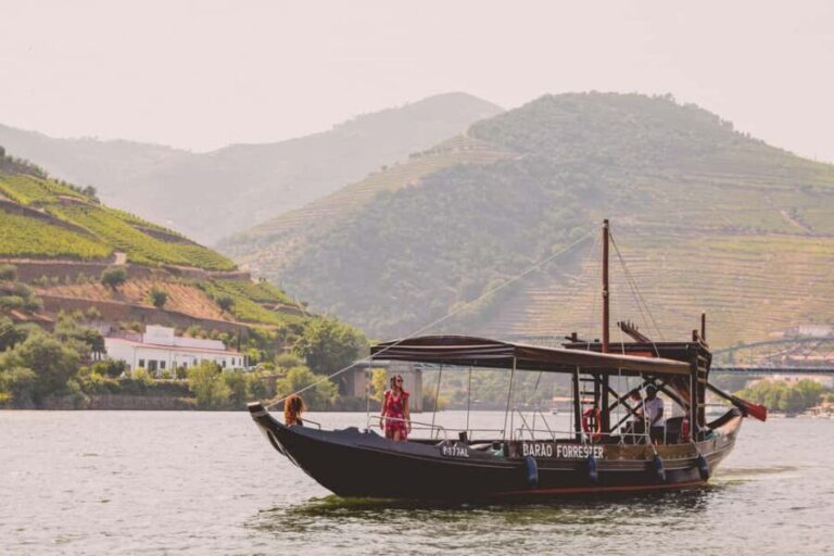 Pinhão: Private Sunset Rabelo Tour with Bottle of Port Wine - What to Expect from the Experience