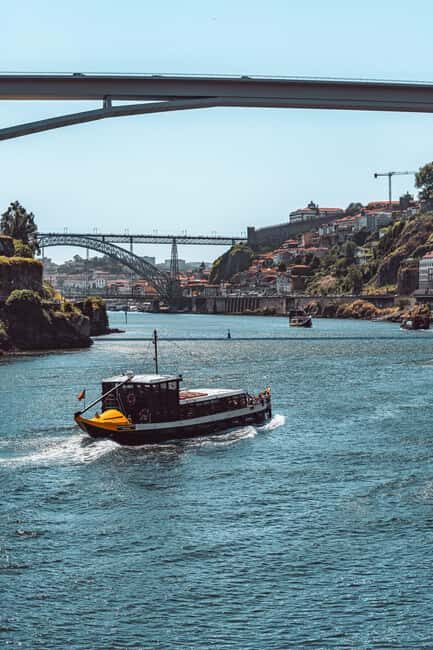 Porto: Explore 6 Iconic Bridges on an Authentic Rabelo Boat
