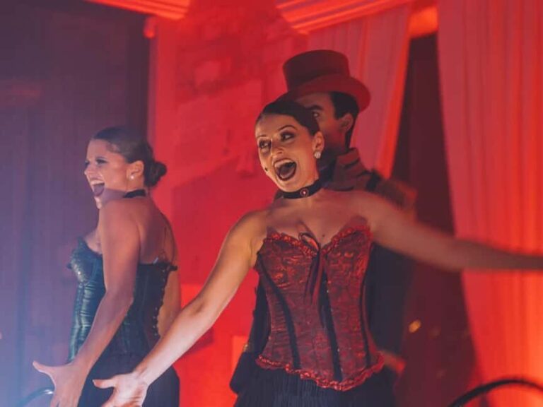 Porto: WOW Immersive Cabaret Dinner - How It Compares with Other Porto Experiences
